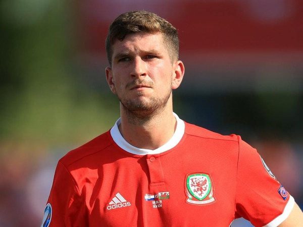 Tiểu Sử Chris Mepham - Nam Cầu Thủ Bóng Đá Xuất Sắc Xứ Wales